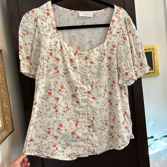 Elodie | Tops | Elodie Cream Floral Blouse | Poshmark